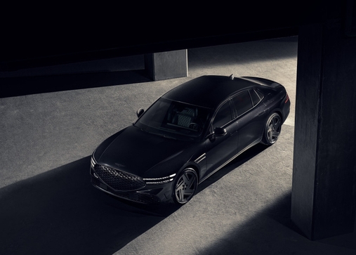 제네시스, 내·외장 모든 부위 블랙 마감 'G90 블랙' 출시